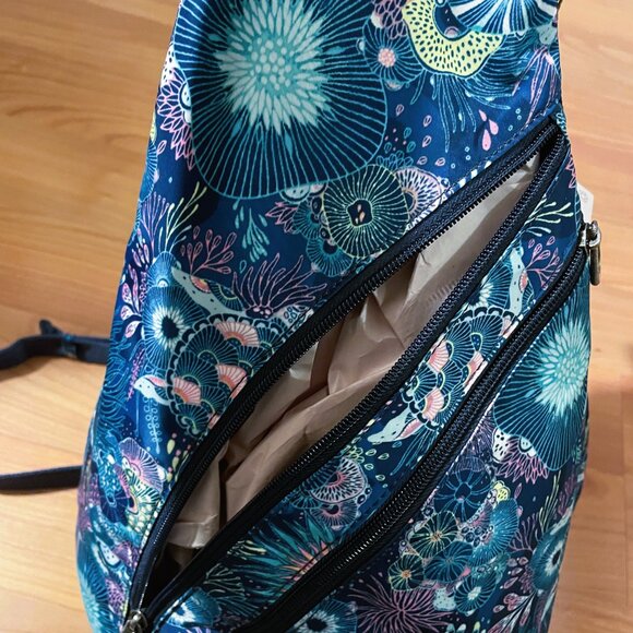 Sakroots | Bags | Sakroots Royal Blue Seascape Sea Turtles On The Go ...